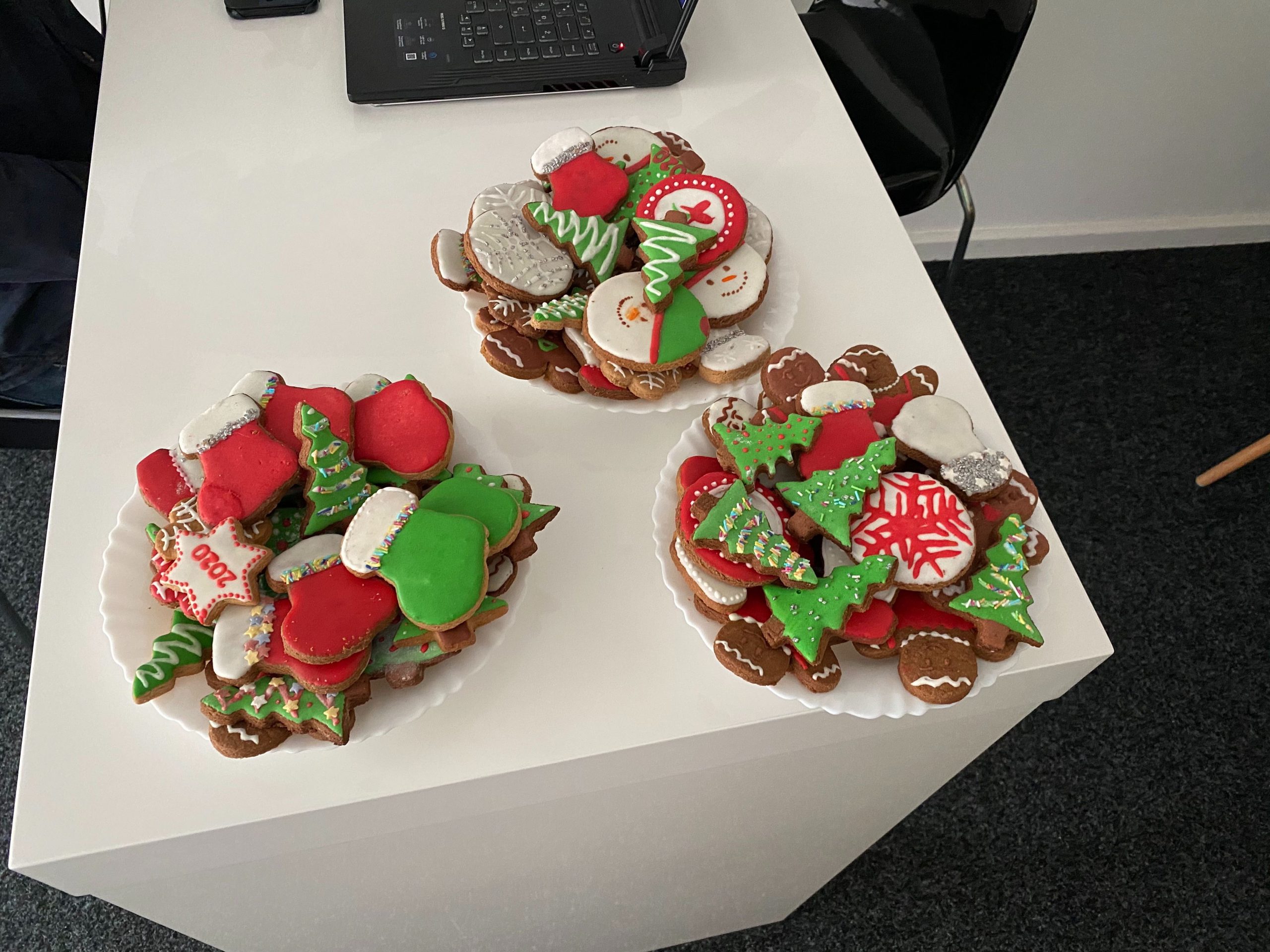 The end of the 2019 - Happy Friday - BlueGrid.io : BlueGrid.io