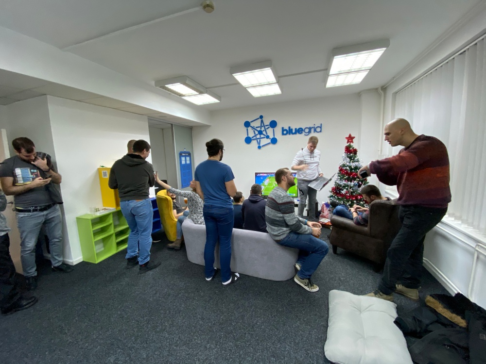 The end of the 2019 - Happy Friday - BlueGrid.io : BlueGrid.io